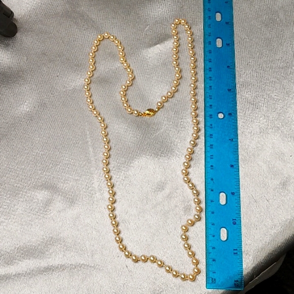 marvella | Jewelry | Vintage Marvella Faux Pearl Necklace Gold Tone ...